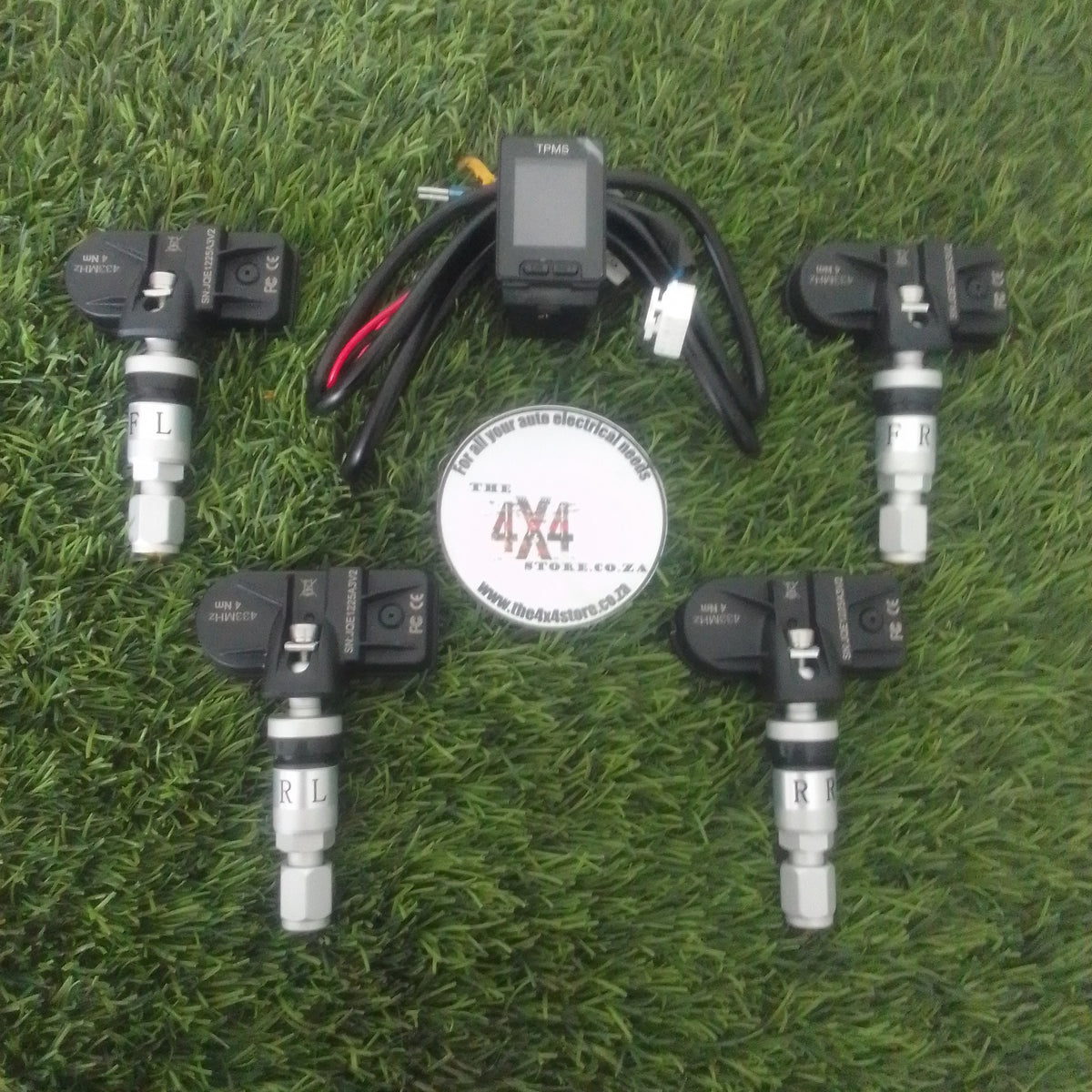 Toyota Hilux 2016+ (switch 32mm x20mm) TPMS with internal sensors ...